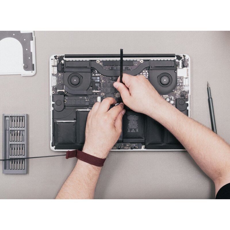 Apple A1707 MacBook Pro 15" Keyboard Replacement Repair
